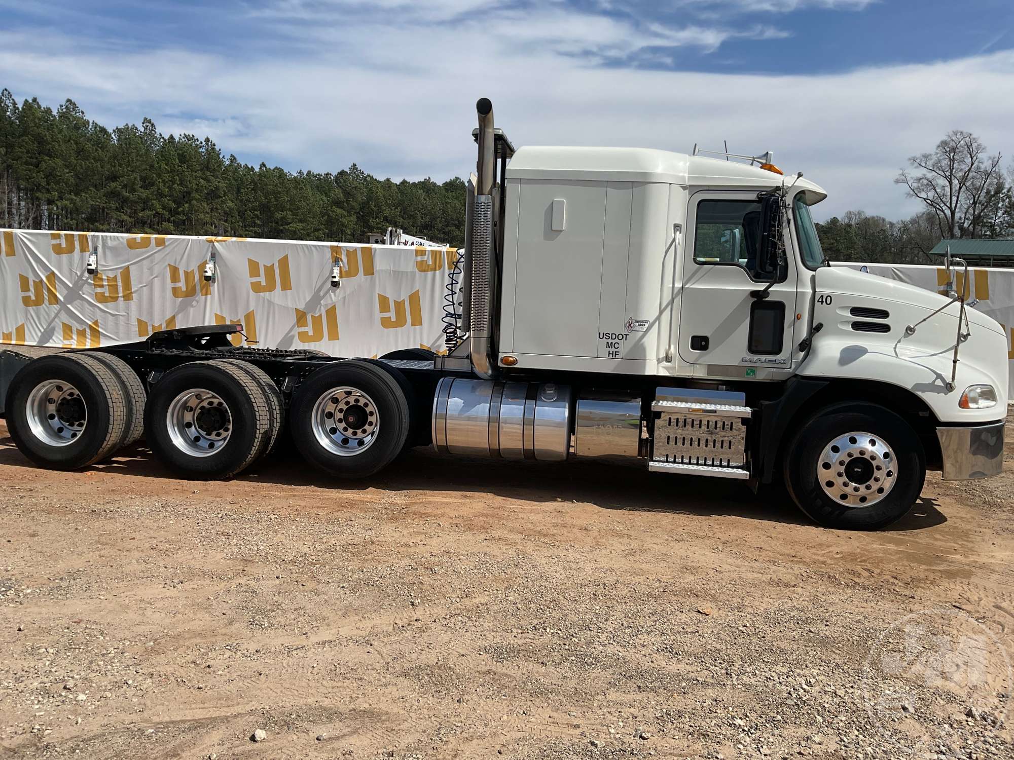 2014 Mack CXU613 Pinnacle For Sale (86154358) from Jeff Martin ...
